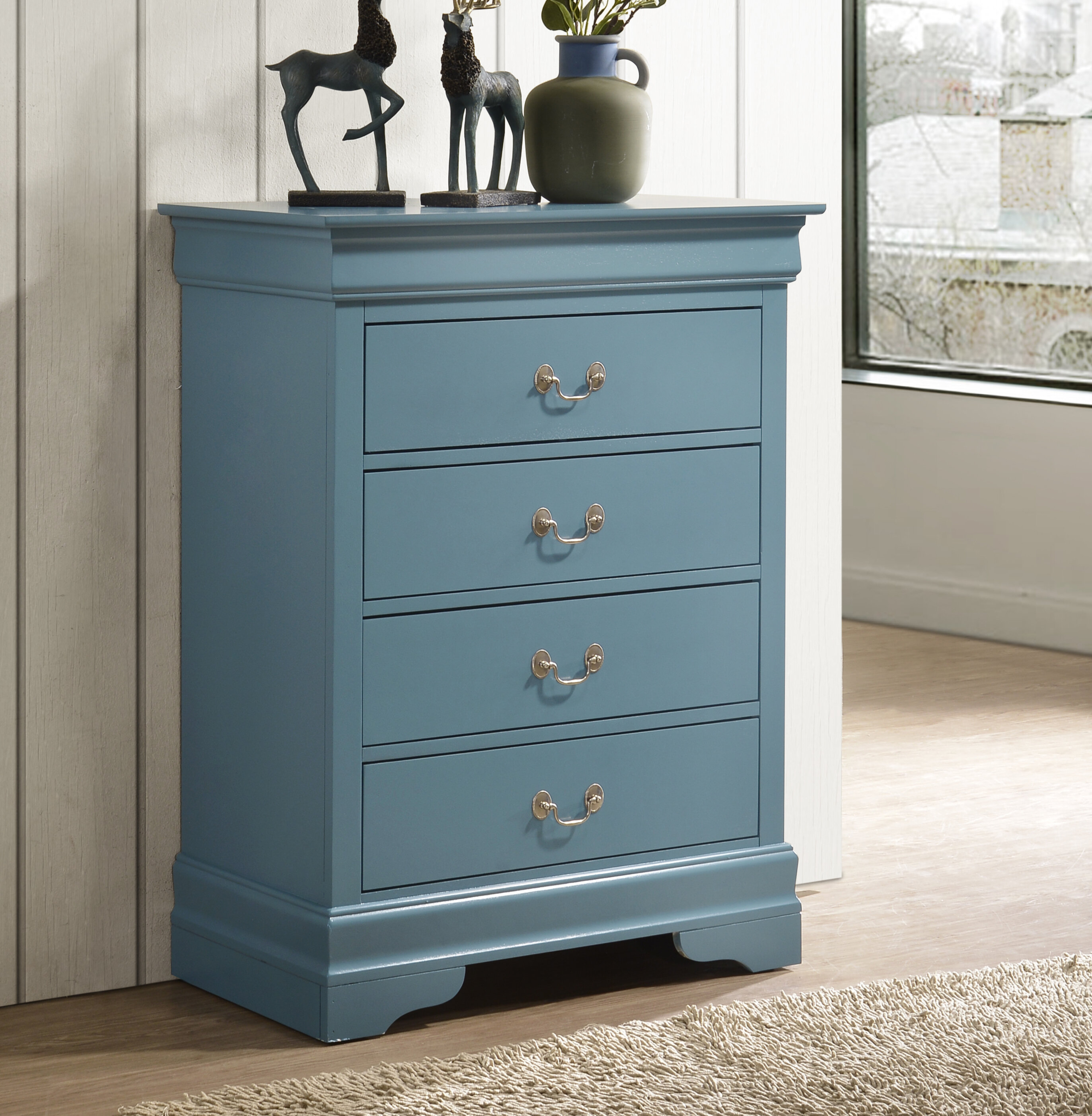 4 Expert Tips To Choose A Small Dresser - VisualHunt